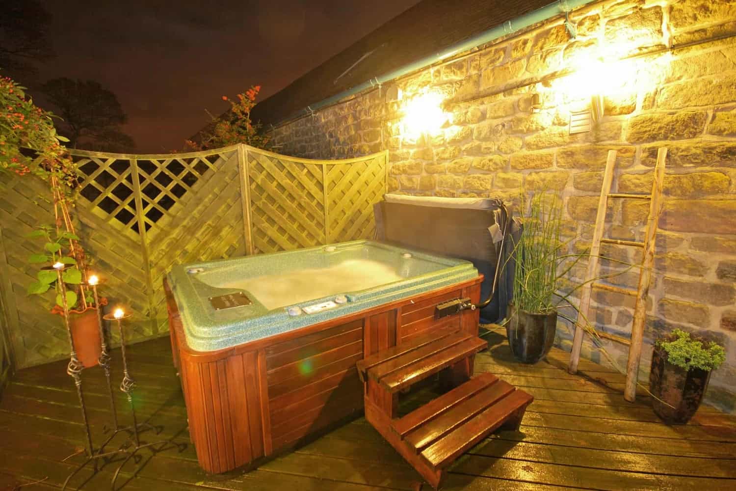 Accommodation in the Derbyshire Dales - Dannah Farm Country House Ltd